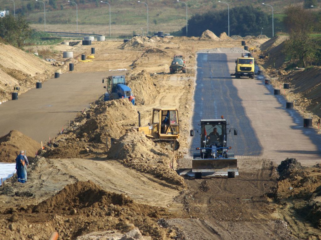 Construcción de carreteras: Cómo se construyen y materiales | Cemix